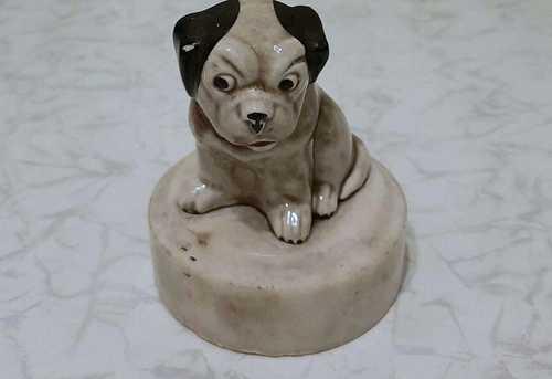 Фарфоровая статуэтка собаки "Мопс"