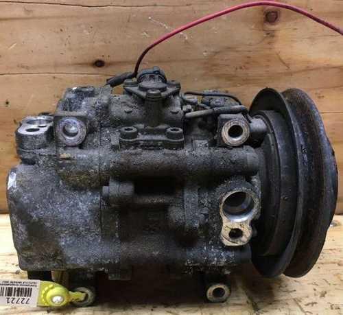 Компрессор кондиционера Isuzu Elf NHR69E 4JG2 1994