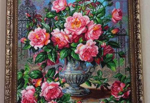 Картина "Розы в серебряной вазе" вышивка бисером