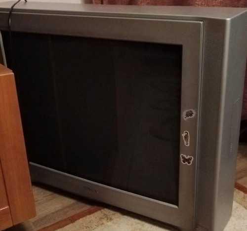 Телевизор Sony trinitron 70см