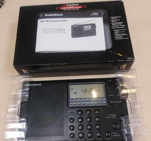 Радиоприемник RadioShack 2000629 (Sangean ATS-505)