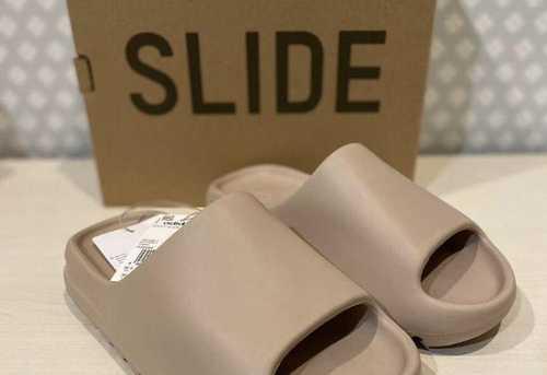 Adidas yeezy Slide Pure