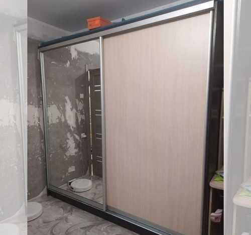 Шкаф для одежды бу