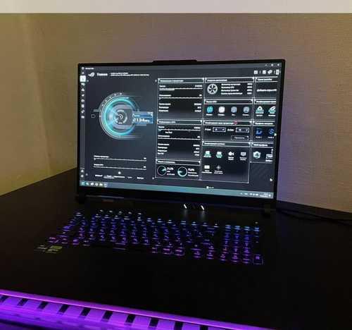 Asus ROG Strix scar 18