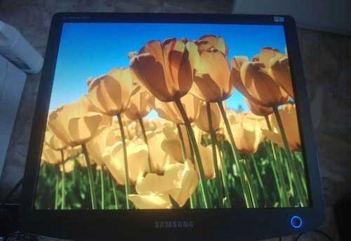 Монитор Samsung 19" DVI / VGA