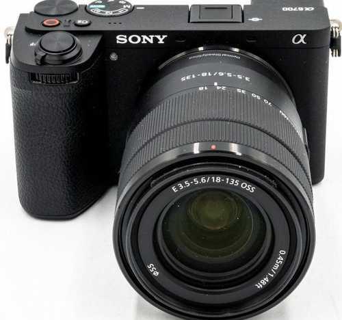 Беззеркальный фотоаппарат Sony a6700 Kit 18-135mm