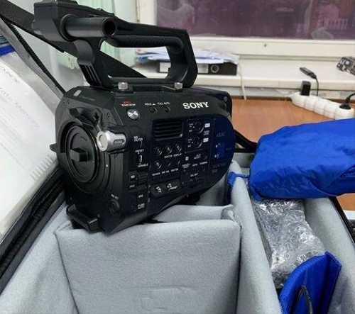 Видеокамера Камера Sony PXW-FS7 II с обьективом