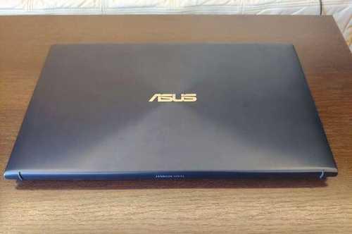 Asus zenbook ux533ftc 4K I7
