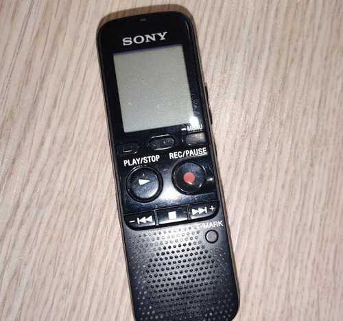 Цифровой диктофон Sony ICD-PX312F