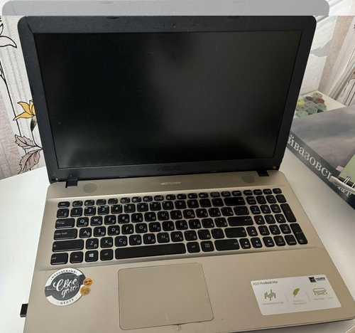 Ноутбук asus 15,6"