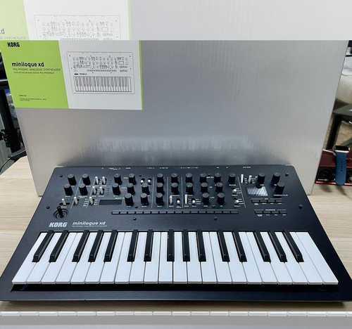 Korg minilogue xd