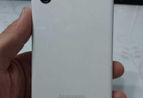 Samsung Galaxy A13, 4/64 ГБ