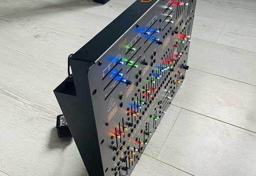 Behringer 2600