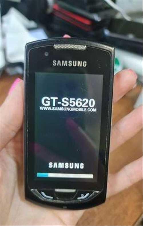 Телефон Samsung S5620