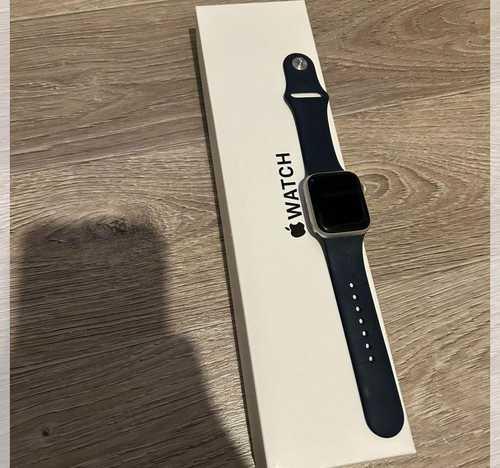 Часы apple watch se 40 mm