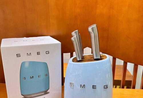 Набор ножей Smeg с подставкой ретро