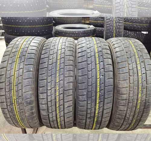 Goodyear Ice Navi Zea II 215/60 R17 92M