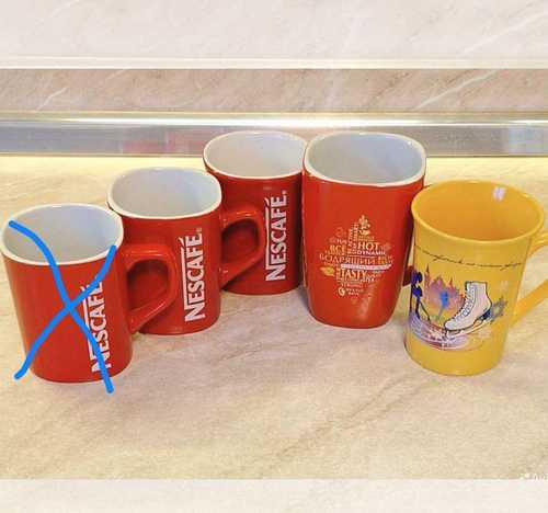 Кружки Nescafe, Lipton, Brooke Bond и чашки