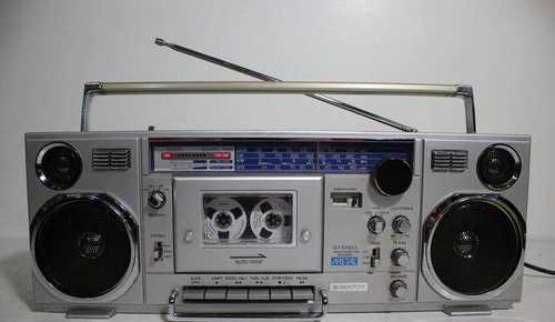 Radiotone RRC-377 Магнитола Germany