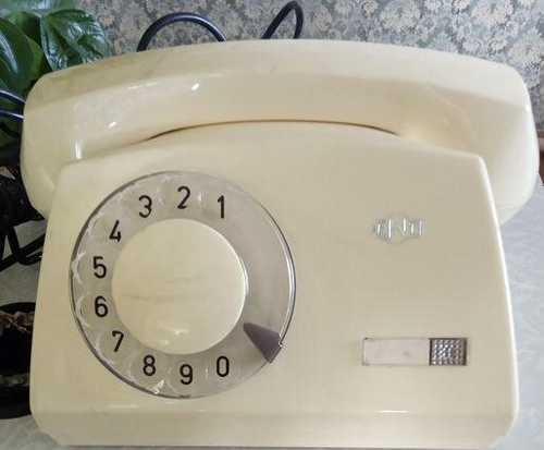 Телефон стационарный дисковый СССР
