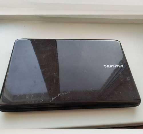 Ноутбук samsung np r540