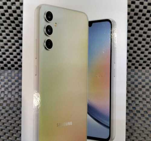 Samsung Galaxy A34, 6/128 ГБ