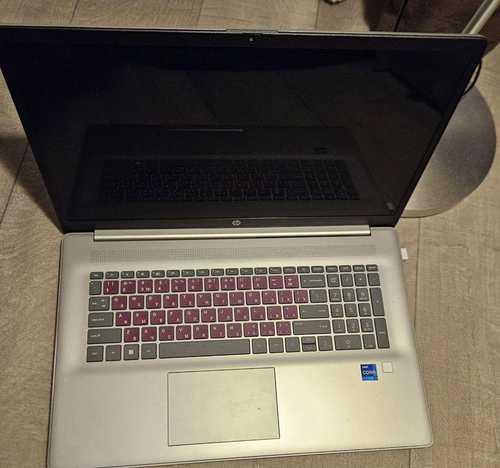 17.3" HP 17t-cn000, Core i7, RAM 32 ГБ, 512 ГБ, Intel Iris Xe Graphics