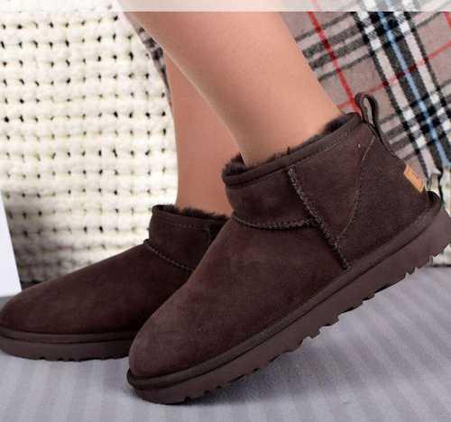 Ugg mini