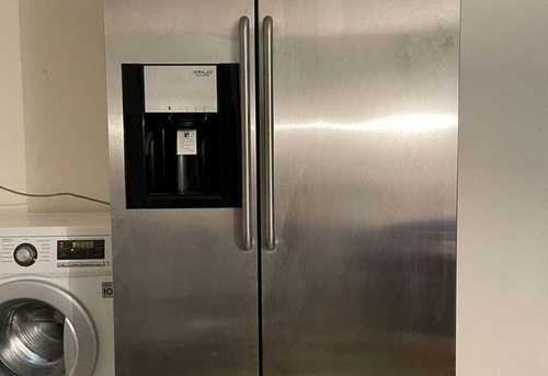 Холодильник двухдверный новый