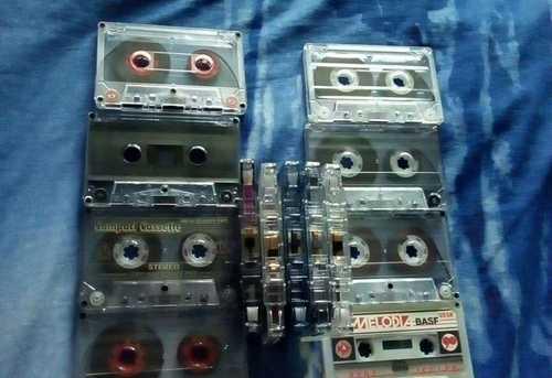 Аудиокассеты лотом60и90мин с записями без футляров