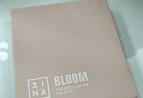 3INA the bloom eyeshadow palette