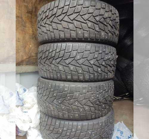 Dunlop SP Winter Ice 02 255/35 R20 97T