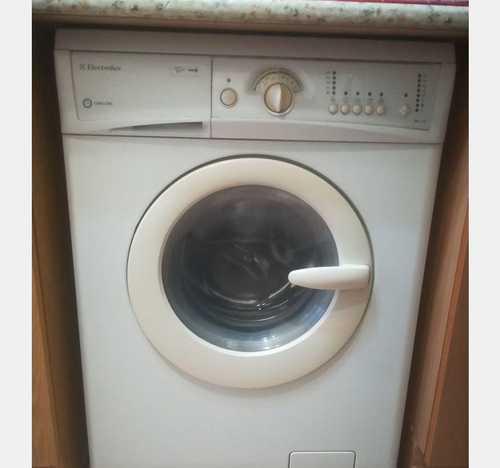 Стиральная машина Electrolux