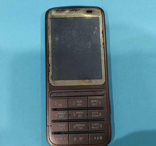 Nokia C3-01 Gold Edition