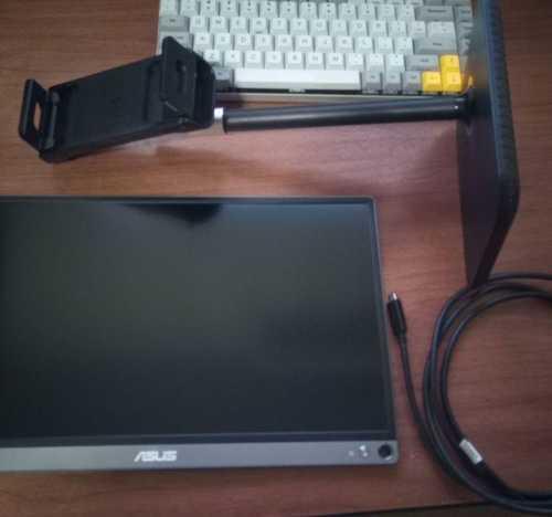 Портативный монитор Asus ZenScreen MB16ACE