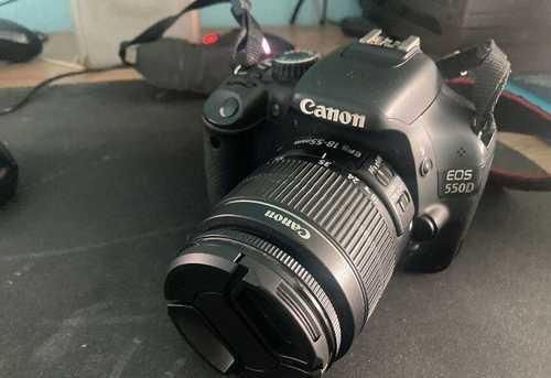 Зеркальный фотоаппарат canon eos 550D