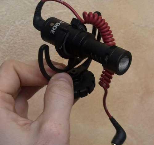 Rode Videomicro накамерный микрофон-пушка