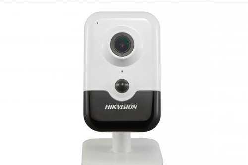 Wi-Fi камера Hikvision DS-2CD2443G0-IW (2.8mm)