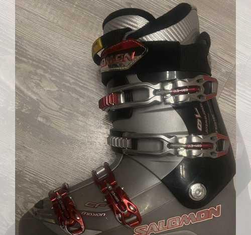 Горнолыжные ботинки salomon 28