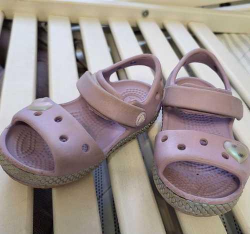 Сандалии crocs c6