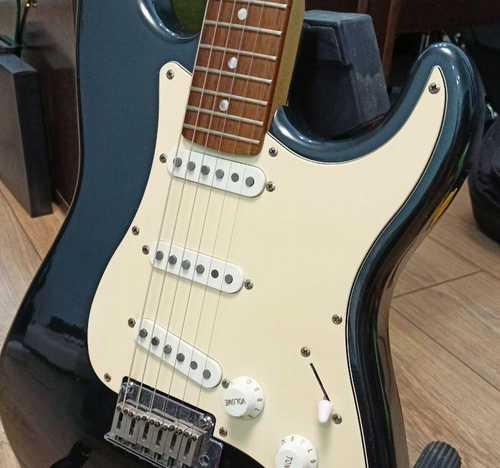 Электрогитара Fender squier standart Taiwan 2003