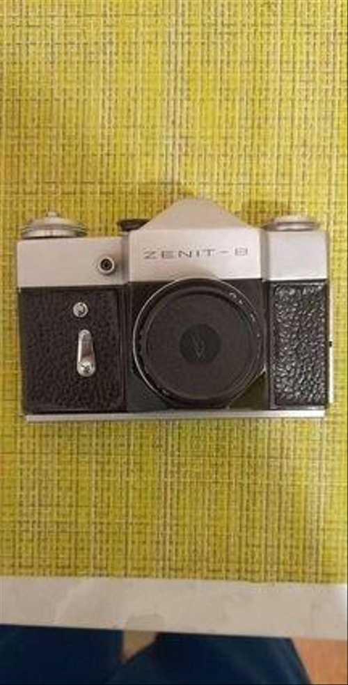 Плёночный фотоаппарат Зенит 8
