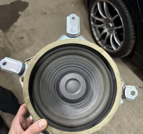 Сабвуфер lexus is 250/350