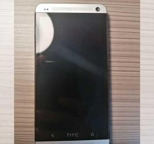 HTC One Dual Sim, 2/32 ГБ