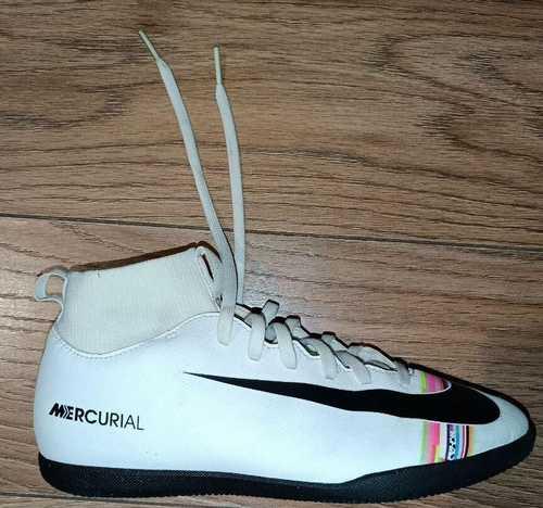 Футзалки nike mercurial 38,5