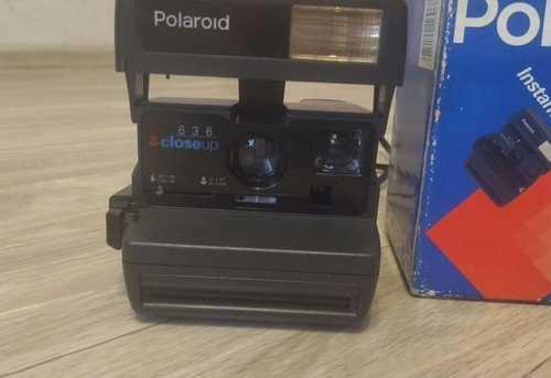 Плёночный фотоаппарат Polaroid 636