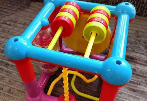 Развивающая игрушка бизиборд игровой куб