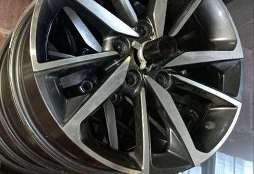 Литые диски r17 5x114.3 Geely Coolray