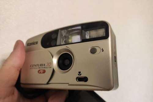 Плёночный фотоаппарат Konica centuria 30