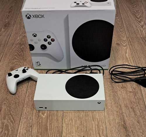 Игровая консоль Xbox series s